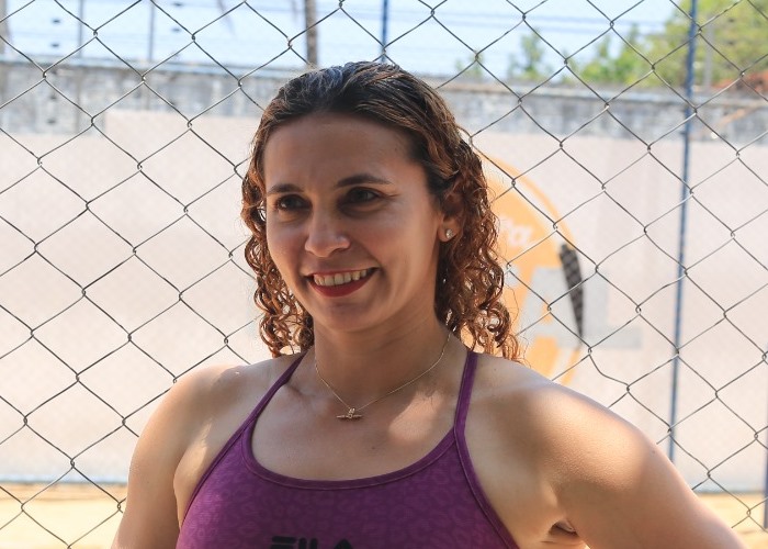 Atleta caxiense Francineide Ximenes irá correr pela causa do Outubro ...